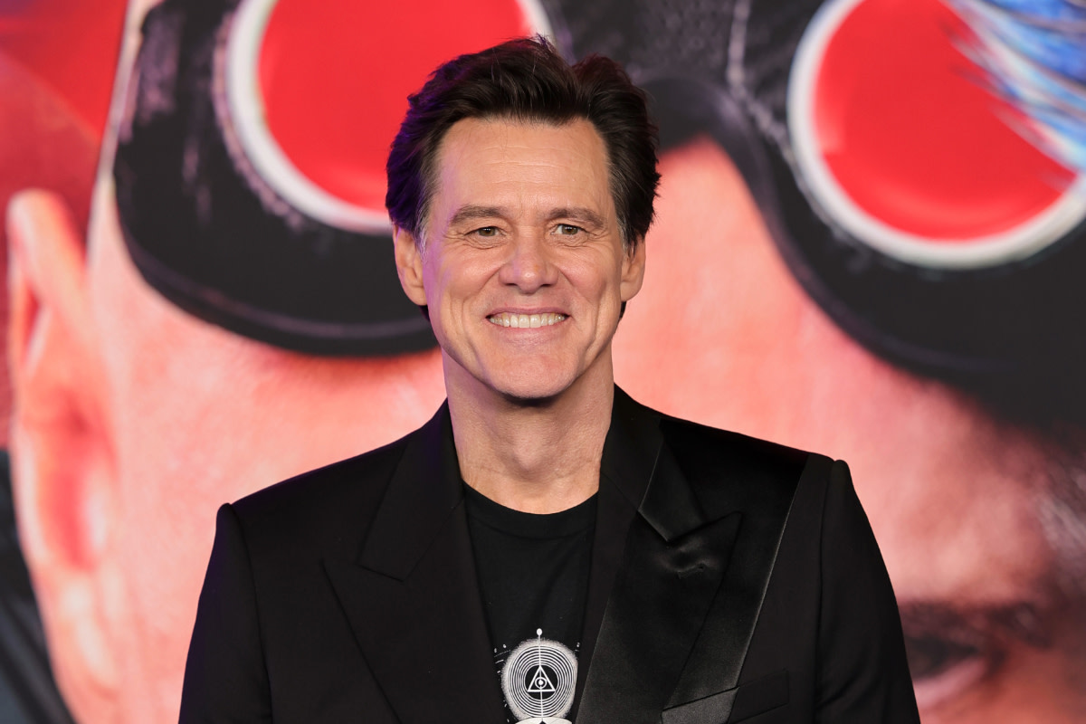 Jim Carrey's Brentwood Mansion Is Still On the Market and the Price Is ...