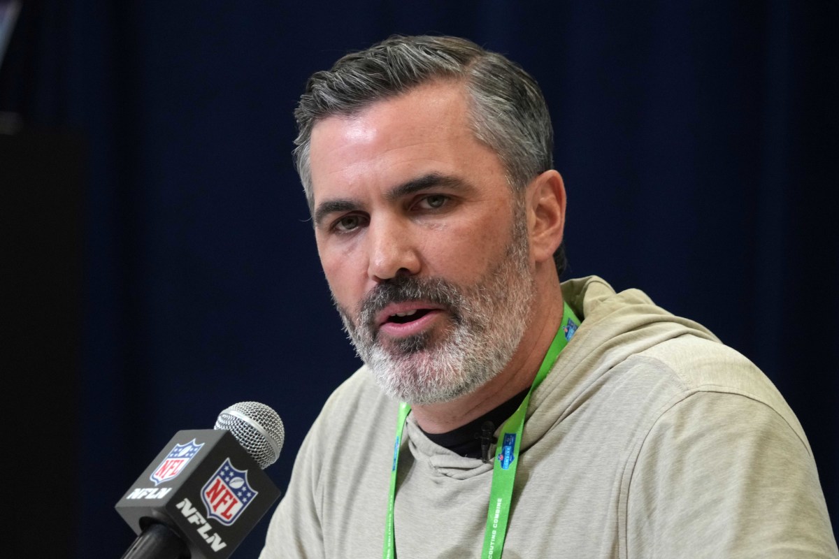 Browns urged to make Kevin Stefanski decision on Monday
