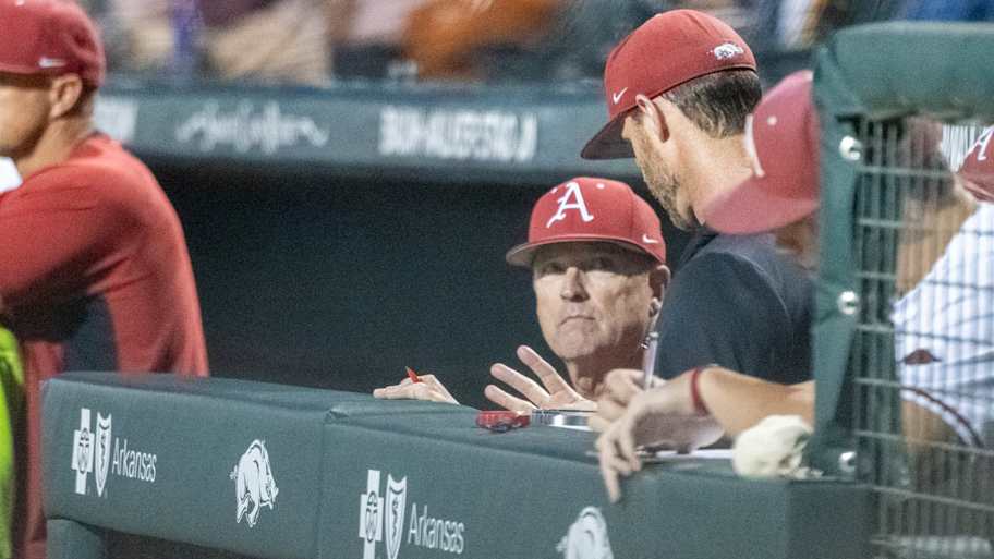Root's gem sets Razorbacks up for rest of series against Longhorns