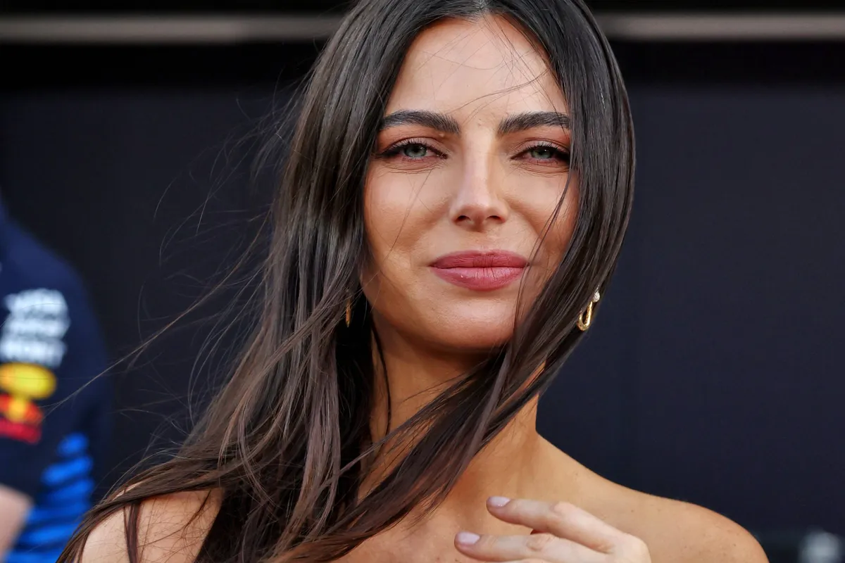 Kelly Piquet pubblica foto meravigliose dei primi regali dopo l'arrivo ...