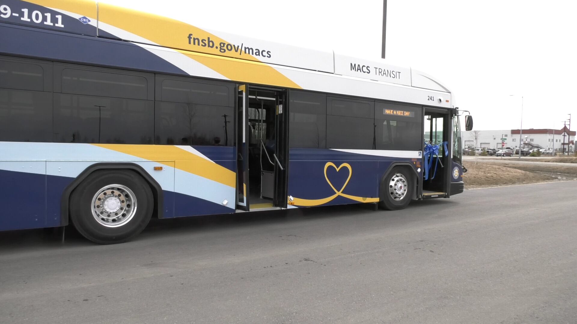 Buses using compressed natural gas start being used in Fairbanks