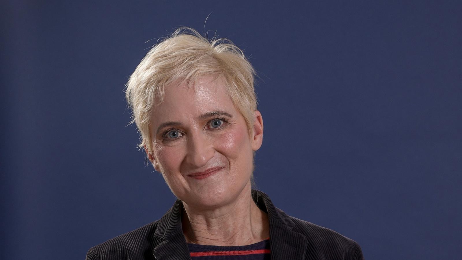 Jill Sobule, 'I Kissed a Girl' singer, dies in Minnesota house fire