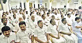 AIADMK executive committee okays BJP pact, assures minorities that it ...
