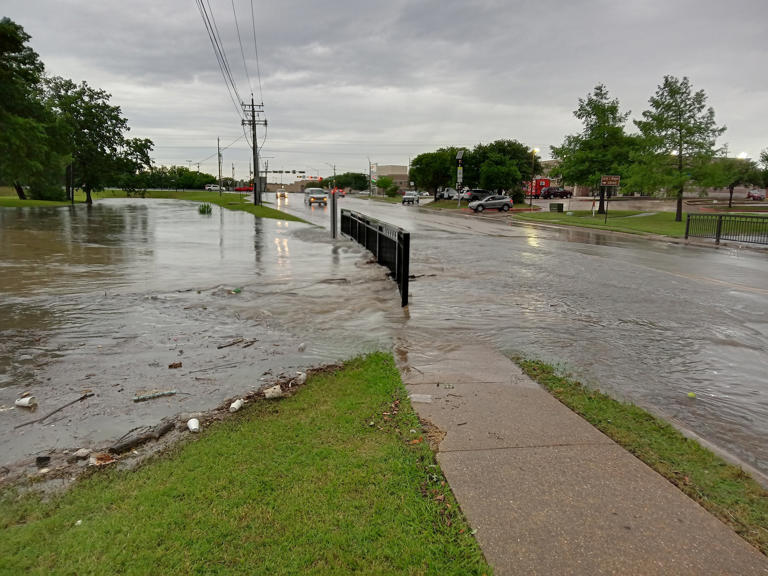 College Station police warn of road closures, hazards due to storm