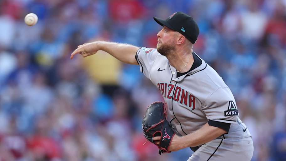 Merrill Kelly Exits Early in Diamondbacks Loss to Phillies