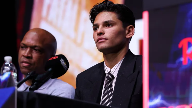 Ryan Garcia Batmobile entrance: Boxer makes way to ring in style ahead ...