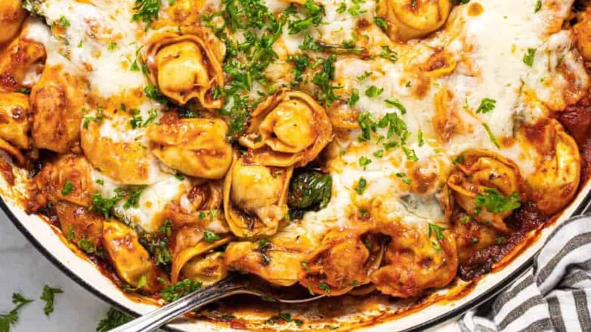 21 Dump-And-Bake Vegetarian Dishes That Simplify Mealtime
