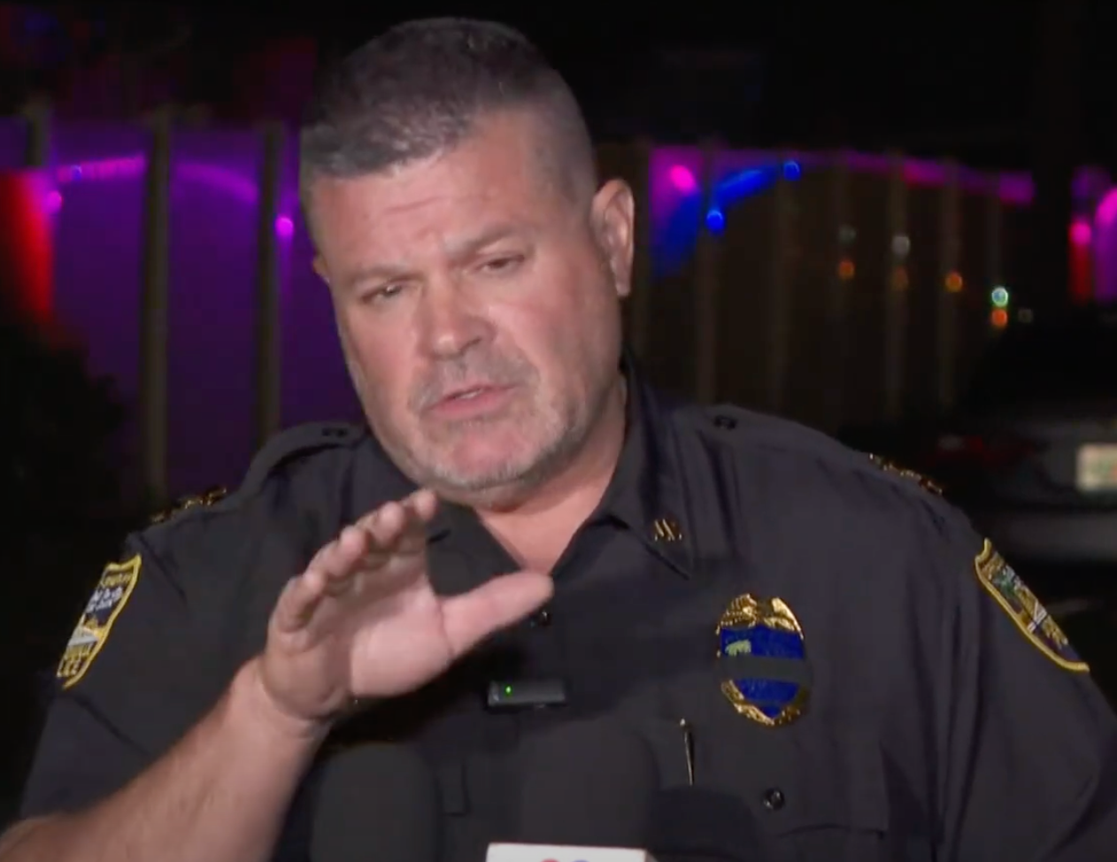 Fatal police shooting: JSO said man had large kitchen knives and 2 ...