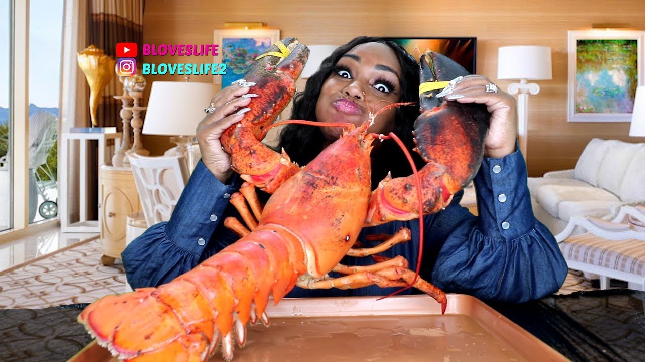 Larry the lobster returns in giant seafood mukbang