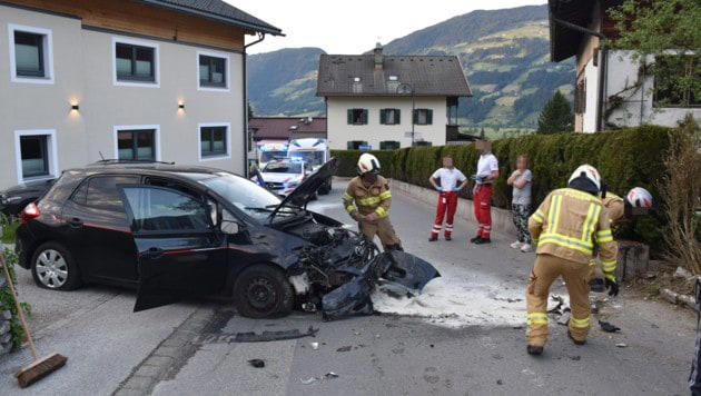 Alko-Lenkerin krachte mit Pkw frontal gegen Mauer