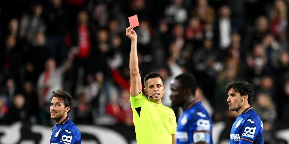 Lo recoge el acta: esto es lo que le dijo Djené al árbitro antes de ser ...