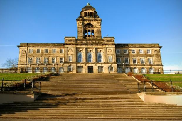 Wirral town hall to offer more council services