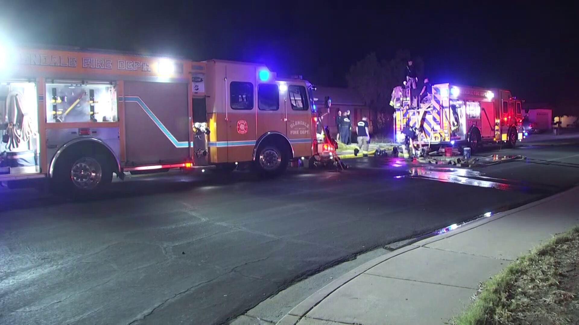 Woman in critical condition after house fire in Glendale