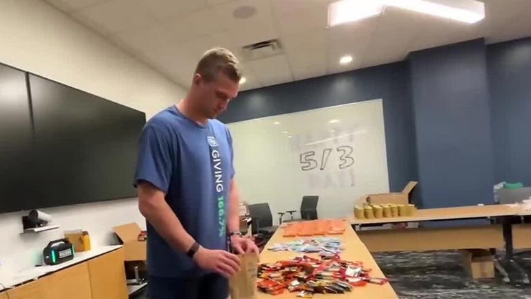 Sam Hubbard Foundation teams up with Fifth Third to fight food insecurity