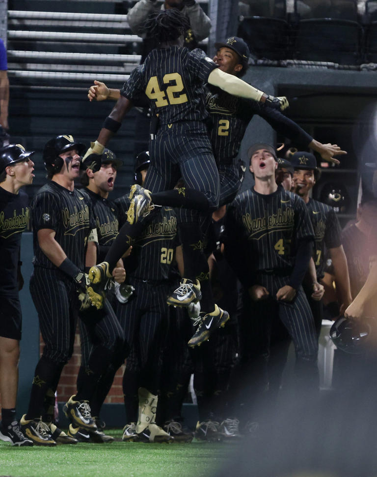 Updating Vanderbilt in college baseball polls: Commodores ranked ahead ...