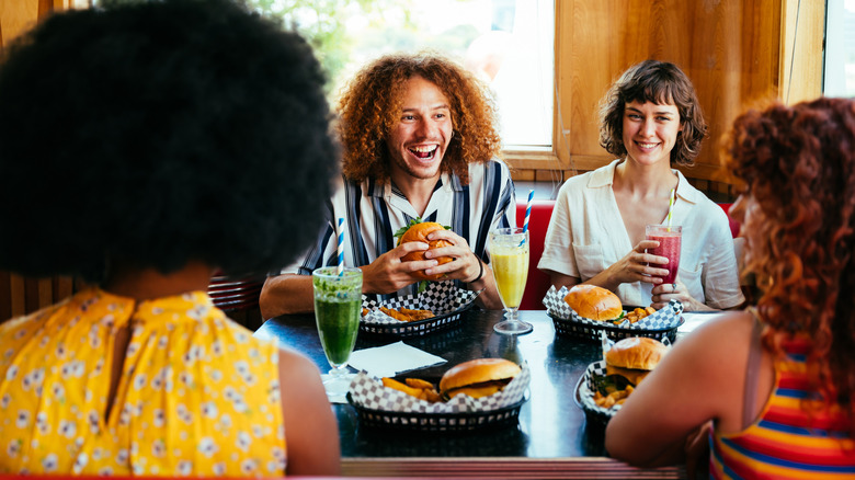 This Was The First Fast Food Restaurant In History — And It's Not What ...