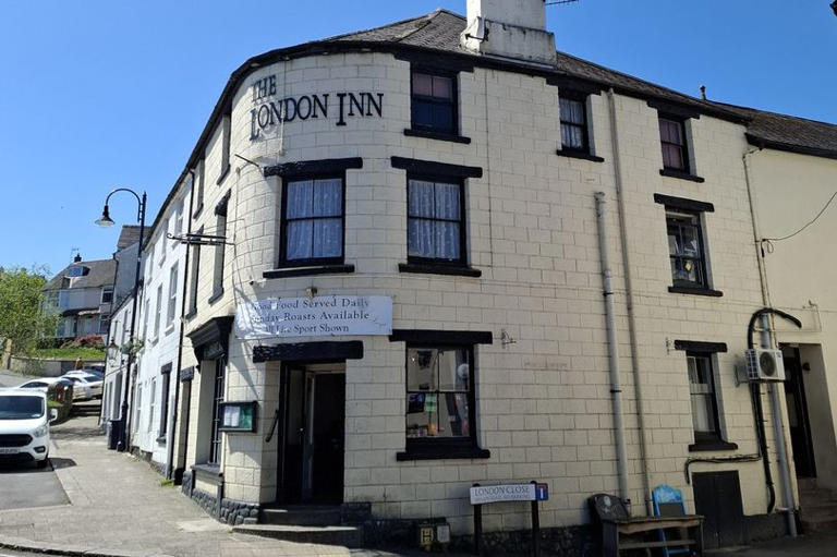 Devon pub once on the brink is now a haven for over 30s