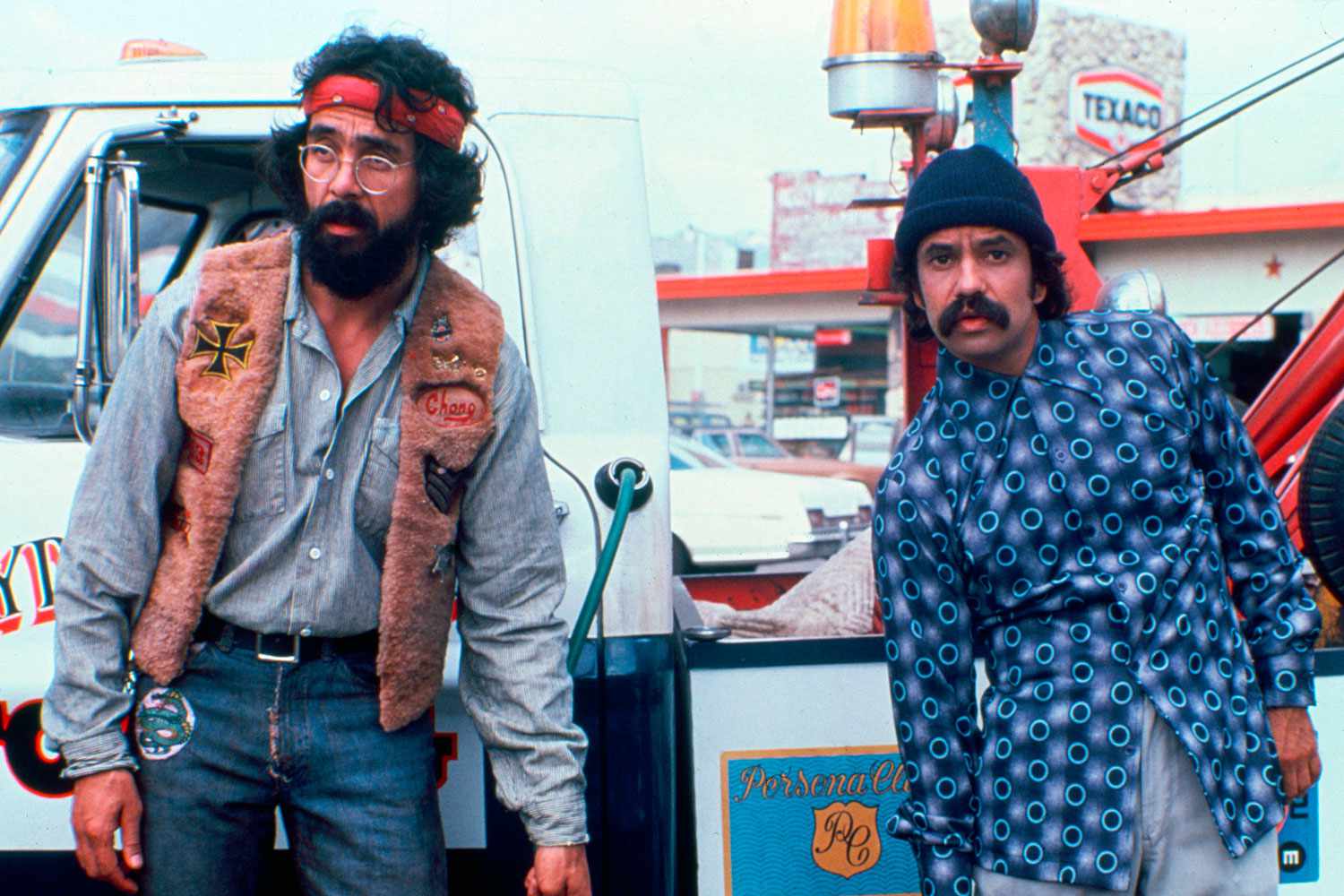 Cheech Marin and Tommy Chong Reveal Who’s ‘Carrying on That Tradition ...