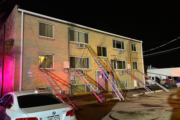 24 people displaced after apartment fire in Aurora