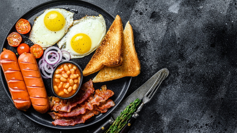 American Vs Full English Breakfast: What's The Difference?