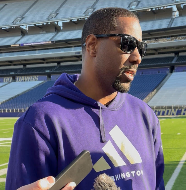 Washington Football WR Emerging as Mr. Dependable for Demond Williams Jr.