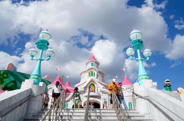 Mario, Yoshi and Donkey Kong take over Orlando in Universal’s biggest ...
