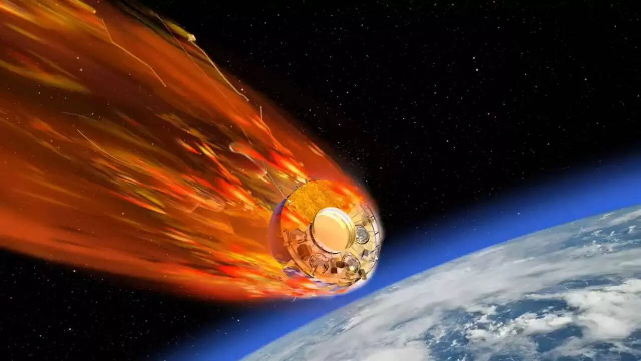 A 1,000 lb object will soon crash-land on Earth, reveal scientists ...
