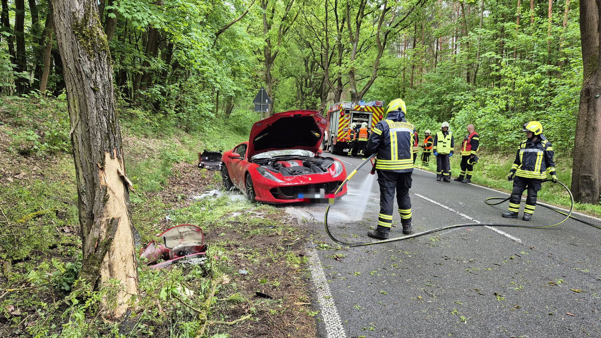 Ferrari verunfallt auf L73
