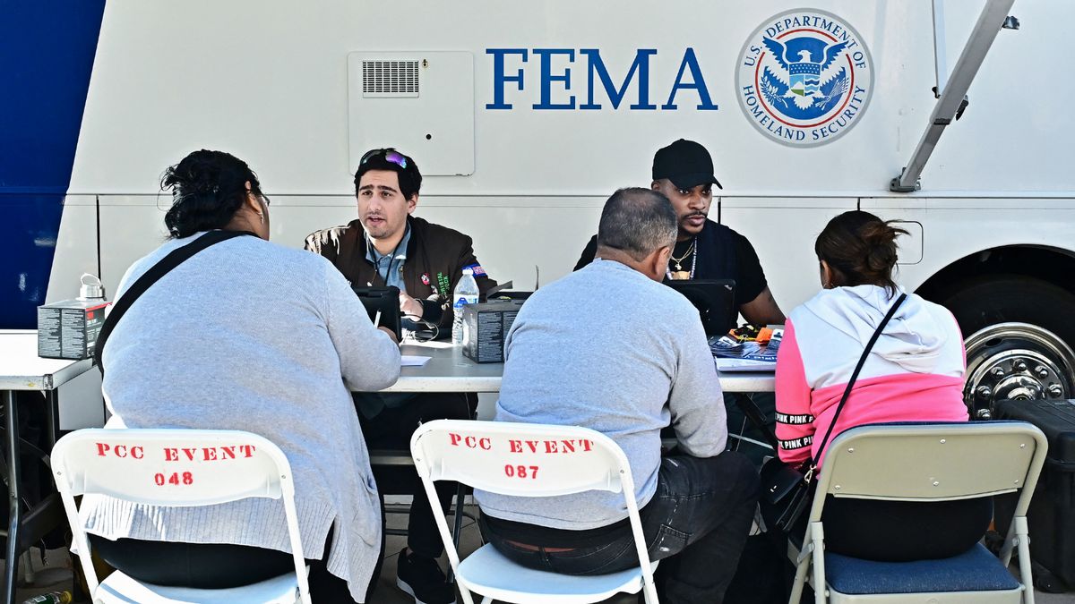 10 rumors we've investigated about FEMA