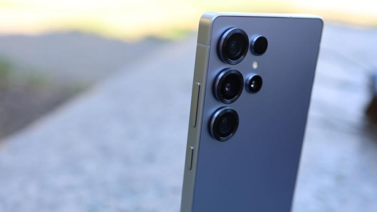 I've gathered up all the key Samsung Galaxy S26 camera rumors and tips