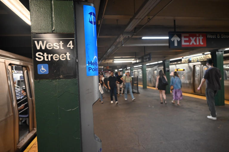 Two Bronx men arrested after rush hour knife duel in Manhattan subway ...