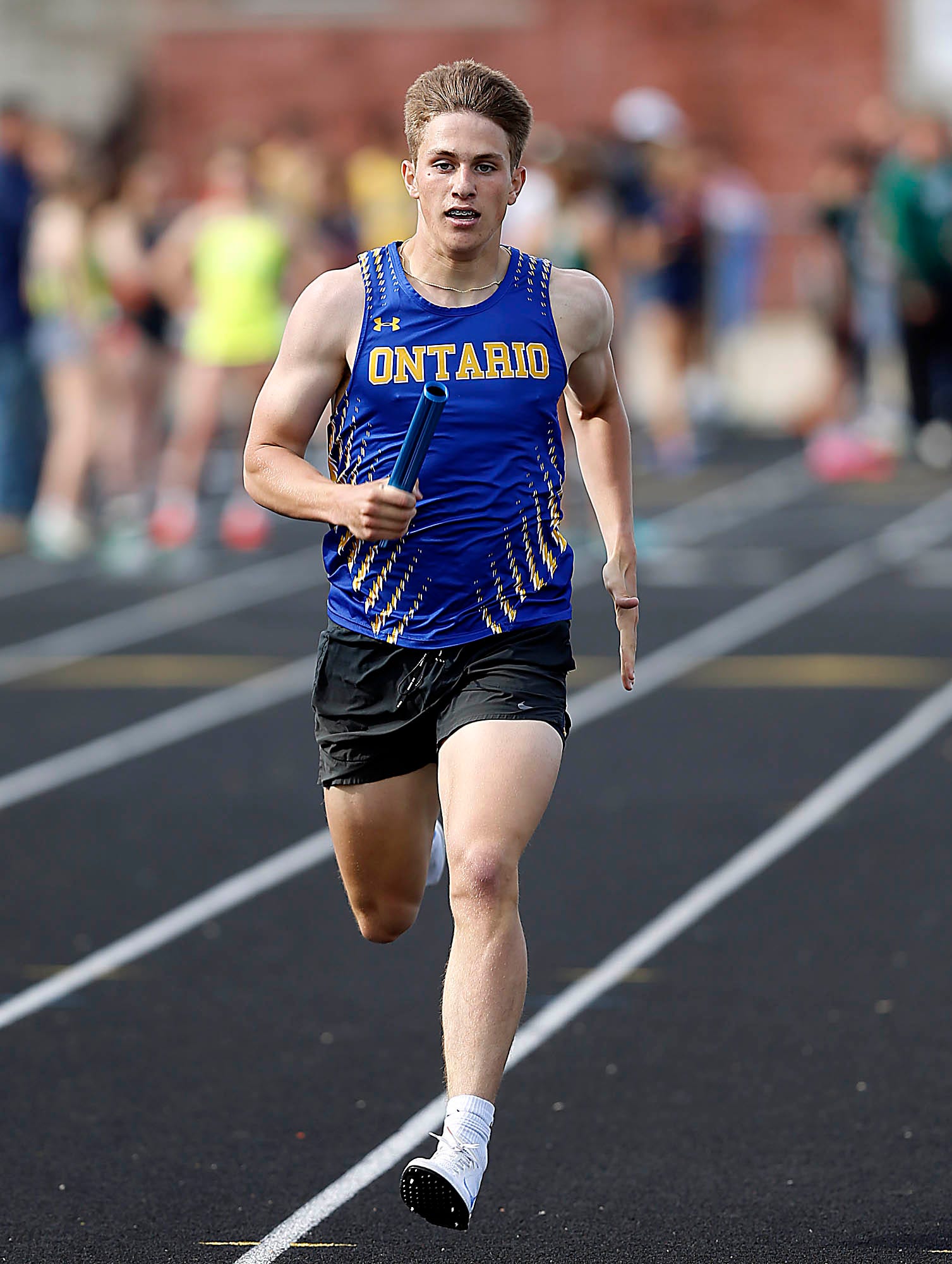 ‘Dark’ horses: Impromptu workout paves way to big night for Lex at ...