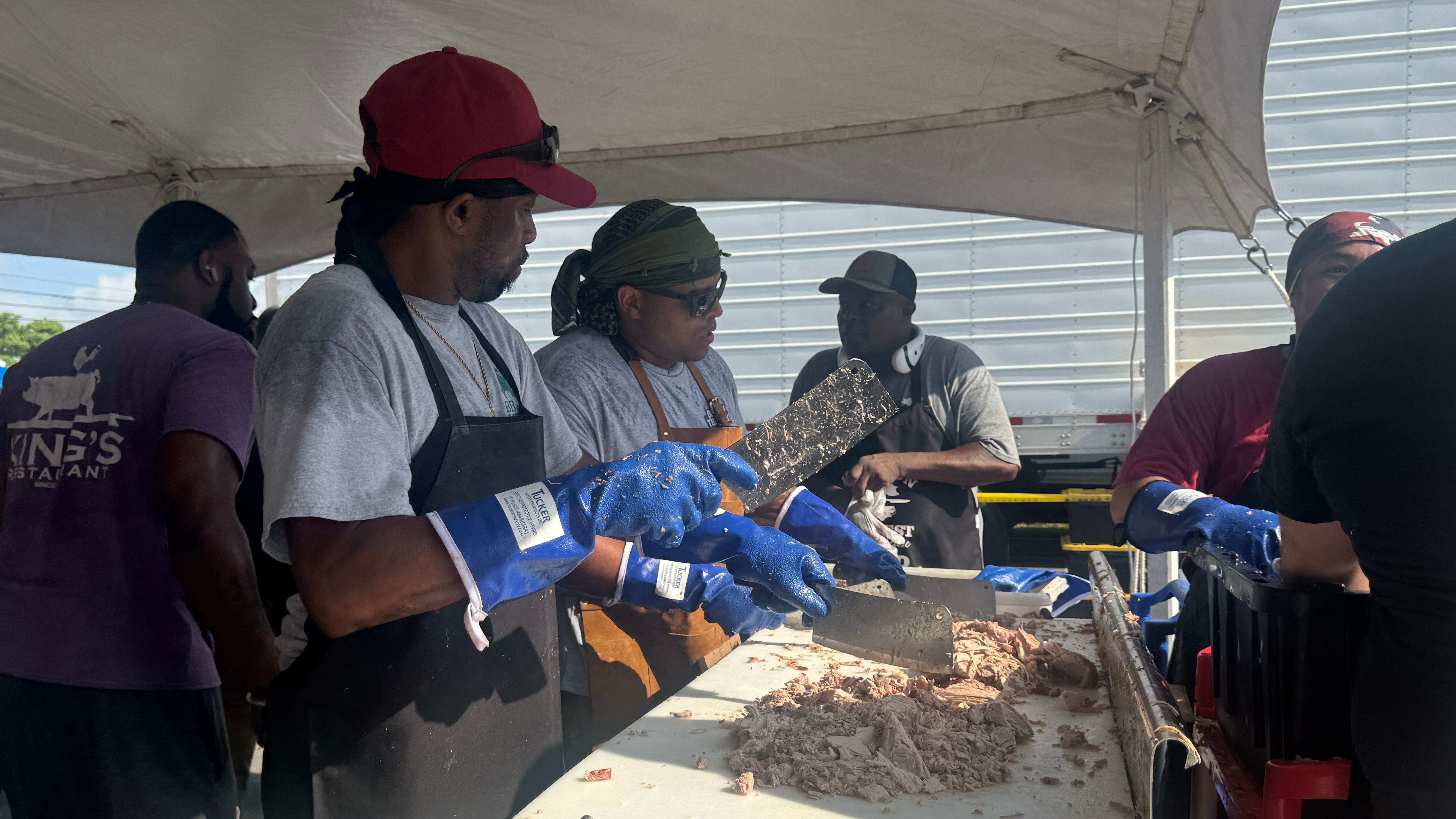 Kinston BBQ festival sells over 4,700 sandwiches, setting new world record