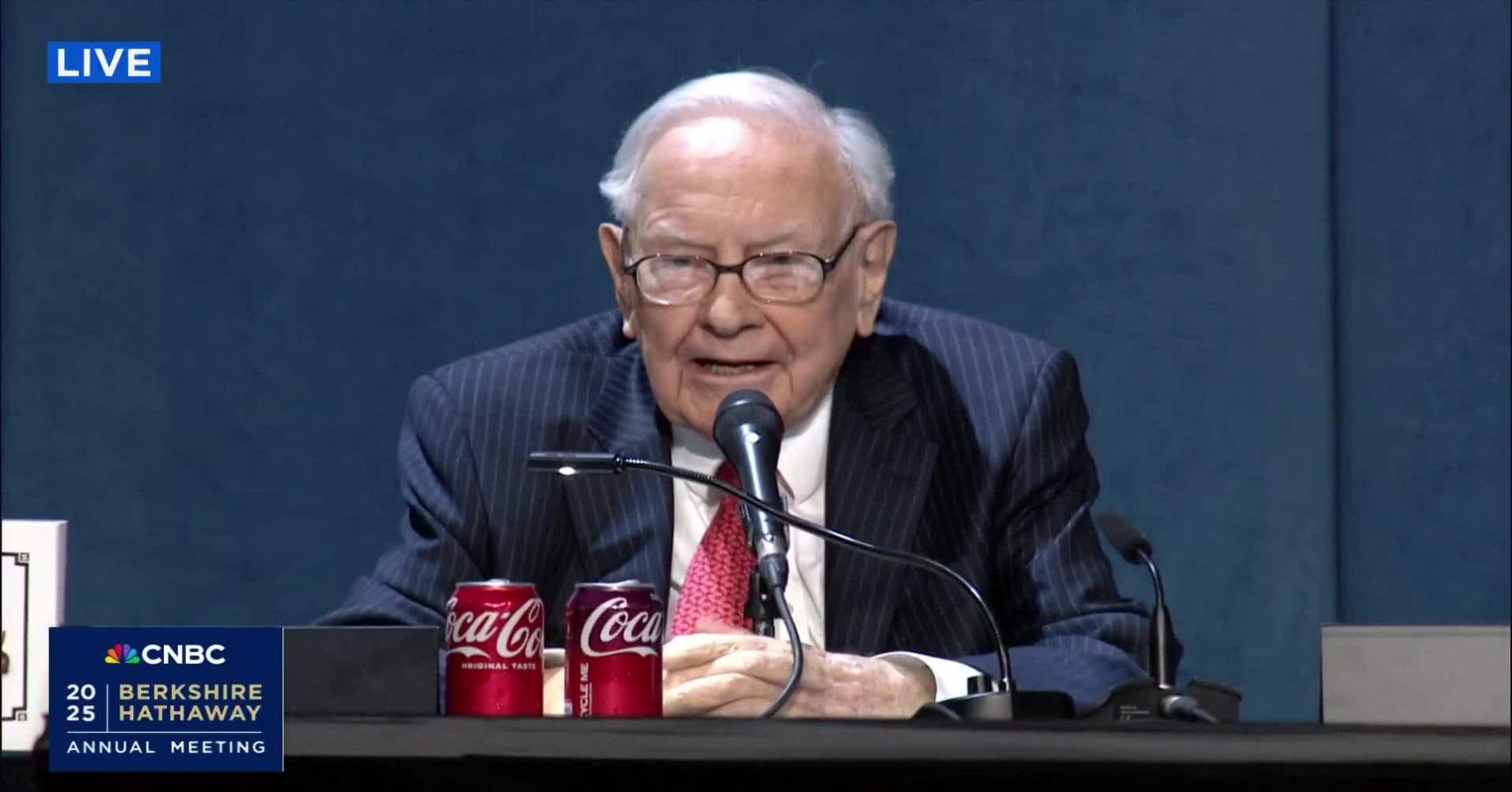 Warren Buffett: Tim Cook has made more money for Berkshire than I ever have