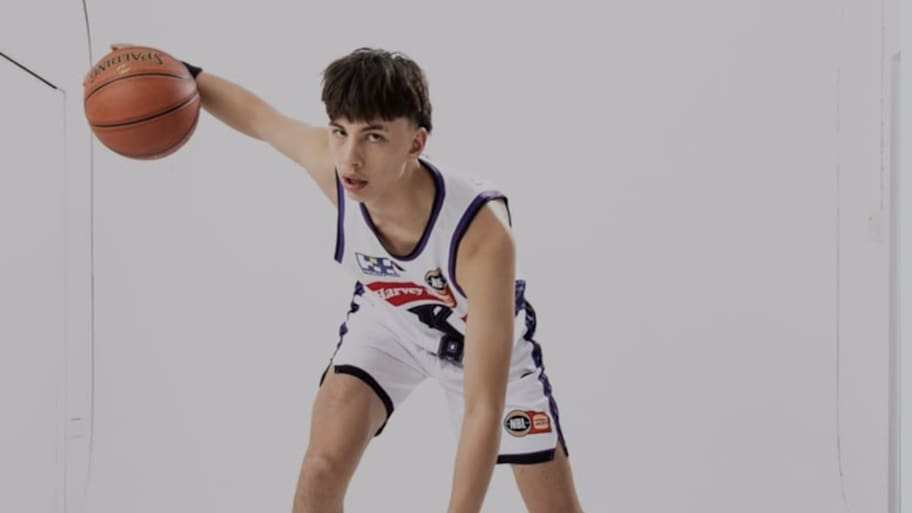 Pitt Basketball Signs Australian Forward