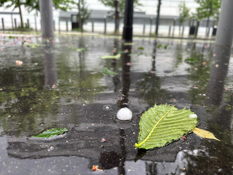 Les images de l'impressionnant orage de grêle qui a frappé Paris et les ...