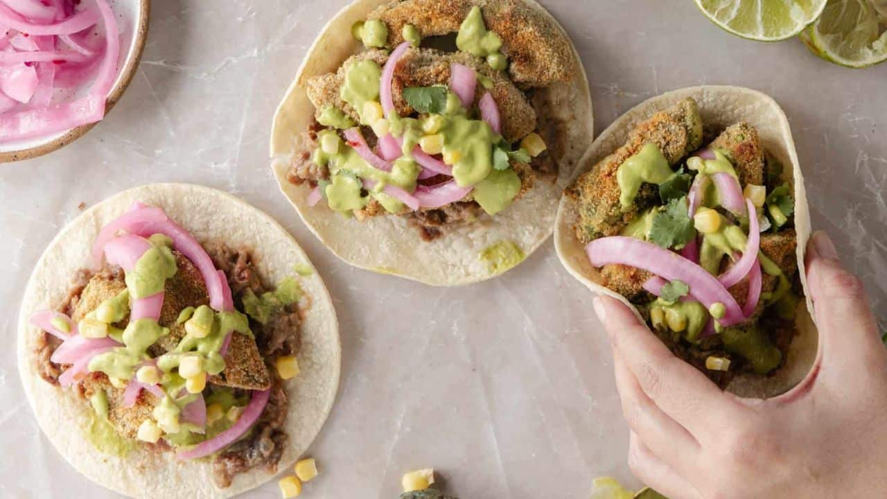 These 13 Avocado Recipes Turn Simple Ingredients Into Magic