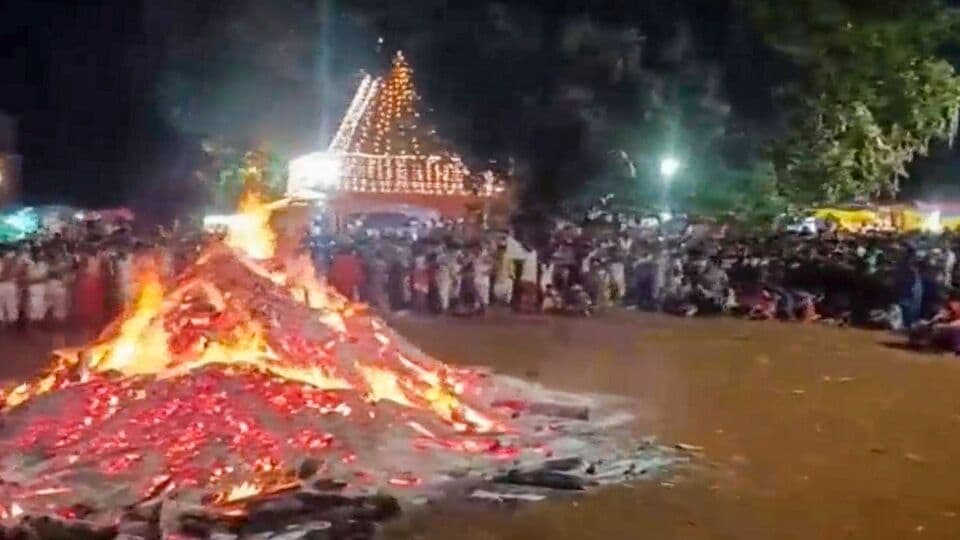 What led to stampede at Goa's Lairai Devi temple? Six people killed ...