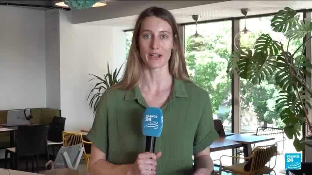 Romania set to vote in critical presidential rerun