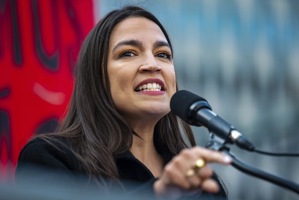 AOC tells Trump border czar ‘come for me’ over her support for illegal ...
