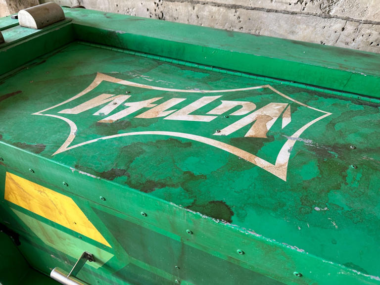 Diet Coke and Sprite Droid Carts Displayed by Old Galactic Starcruiser ...