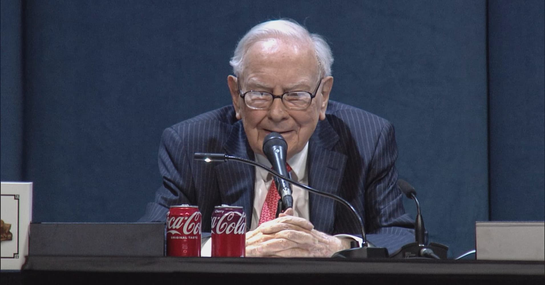 Warren Buffett: The career advice 'I told my own kids' from an 1841 ...