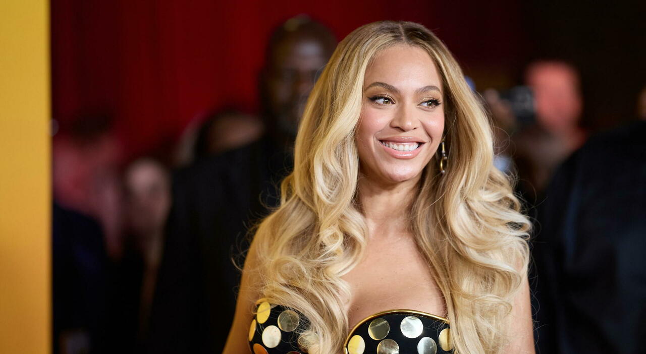 Beyoncé, le figlie Blue Ivy e Rumi a sorpresa sul palco del "Cowboy Carter Tour". E tra il ...
