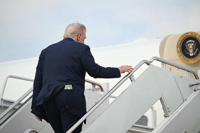 Trump to replace Air Force One with gaudy Qatari private jet featuring ...