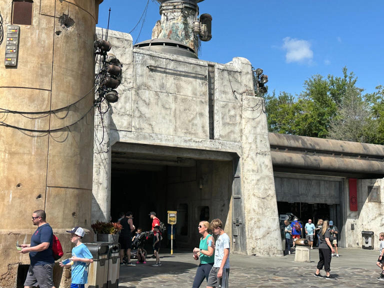 Diet Coke and Sprite Droid Carts Displayed by Old Galactic Starcruiser ...