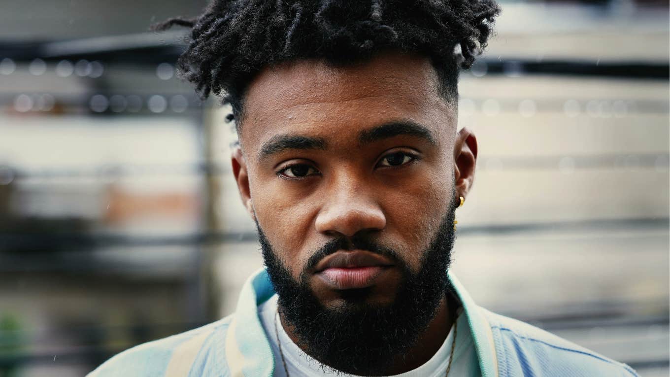 12 Signs Of A Man Who Says He's Fine But Is Really Falling Apart ...