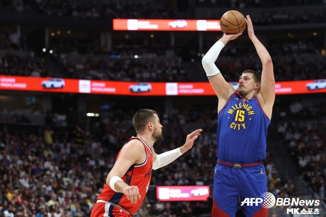 ‘레너드·하든 고 홈!’ DEN, ‘17-0’ 3Q에 끝냈다! LAC와 1R 최종전서 미소…‘SGA’의 OKC와 2R ‘빅뱅’ [NBA PO]