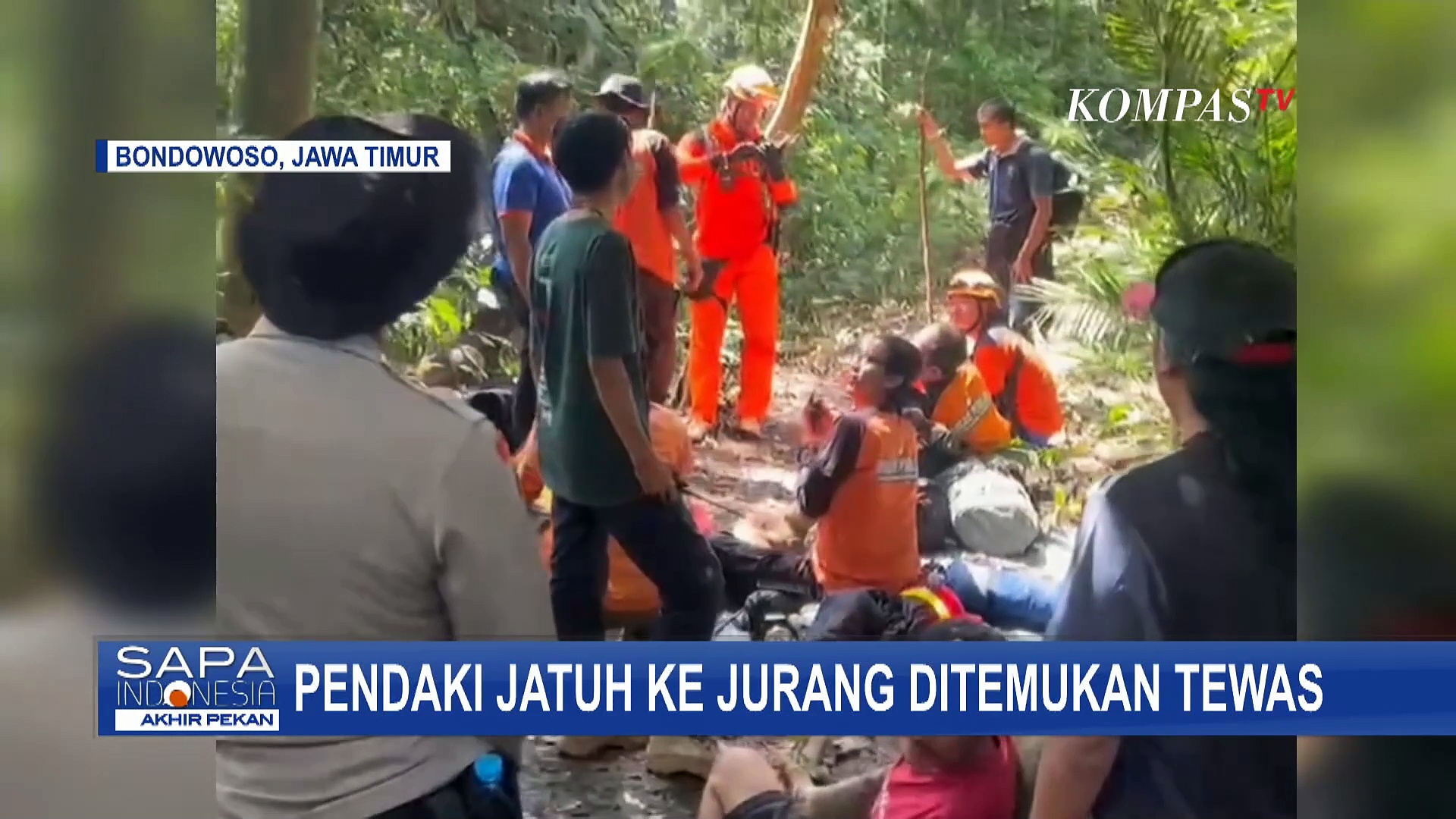 Usaha Evakuasi Pendaki yang Jatuh ke Jurang Gunung Saeng Bondowoso ...