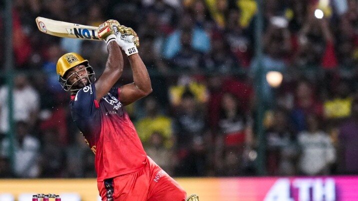 RCB vs CSK: Romario Shepherd reveals how he put Khaleel Ahmed under ...