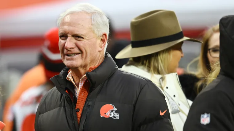 Browns owner Jimmy Haslam could push for Shedeur Sanders to start in ...